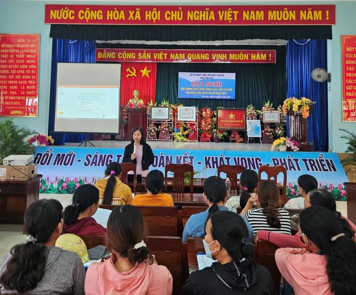 Phú Yên: Đẩy mạnh ứng dụng công nghệ thông tin phát huy sự chủ động, sáng tạo trong thực hiện ...